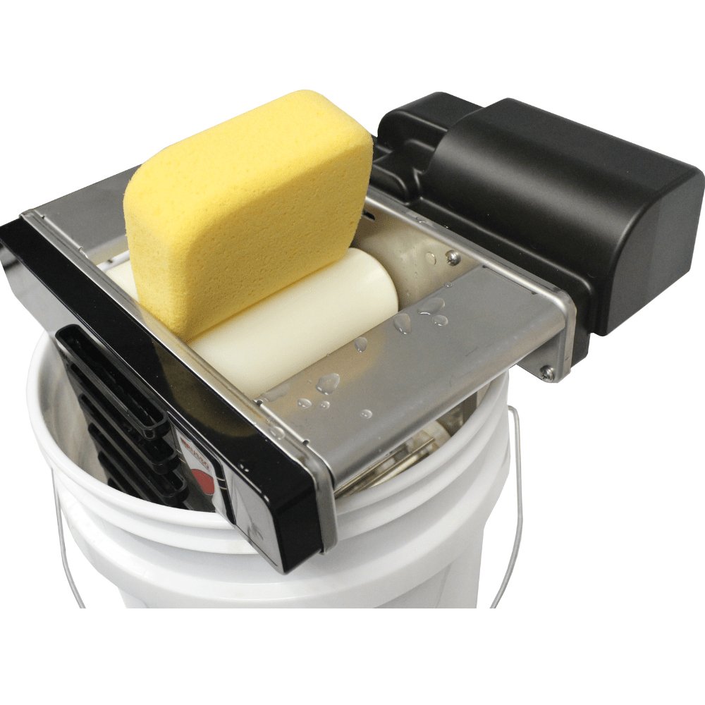 WrinGo Automatic Sponge Machine | Grout Cleaning System – TileTools
